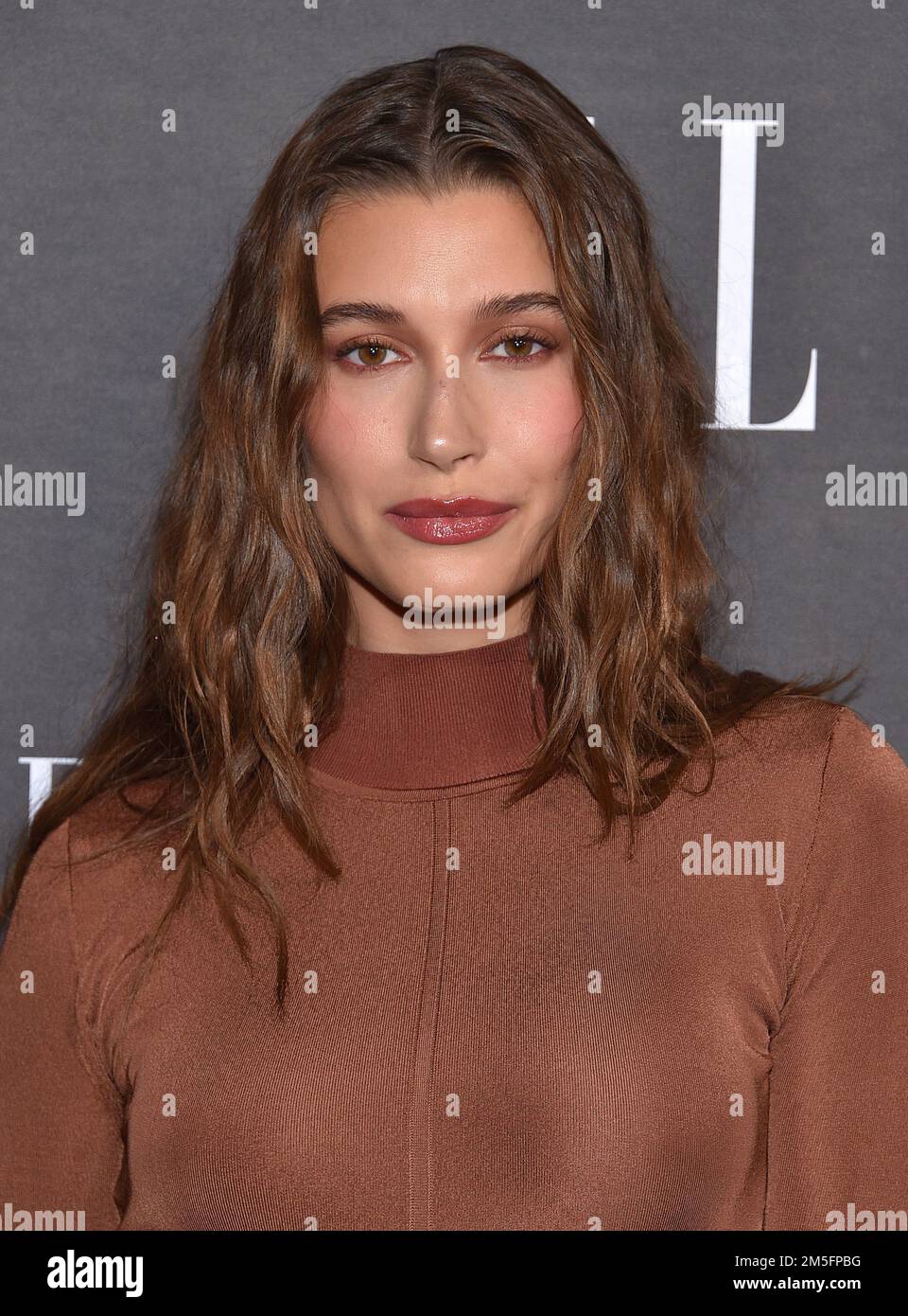 October 17, 2022, Los Angeles, California, USA: Hailey Bieber arrives ...