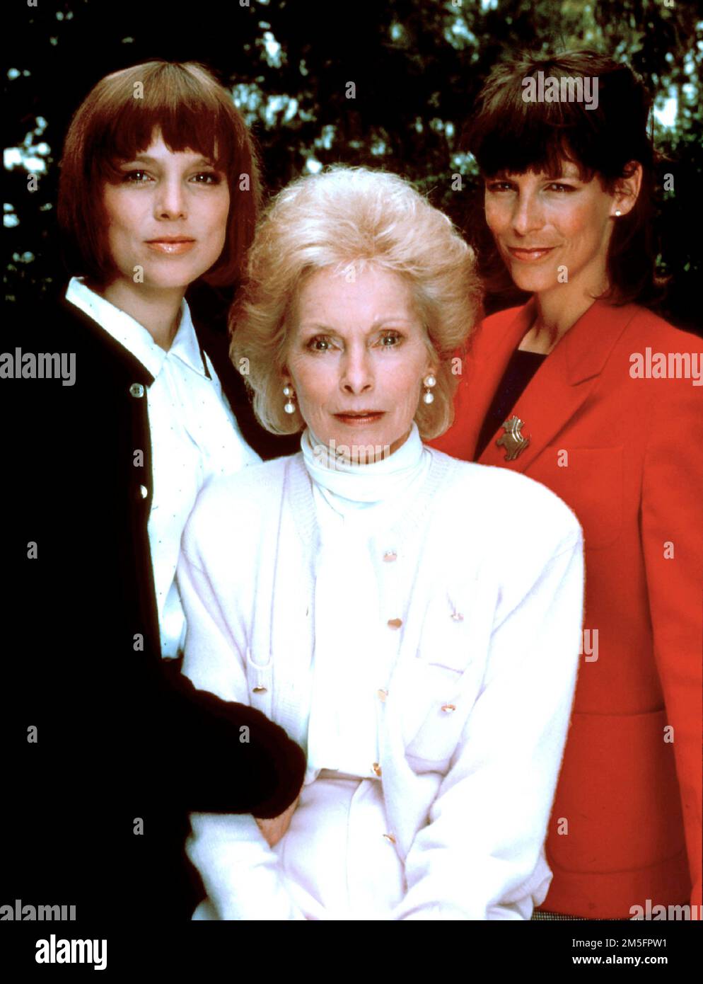 Janet Leigh with her daughters Kelly & Jamie Lee Curtis in 1988 Credit ...