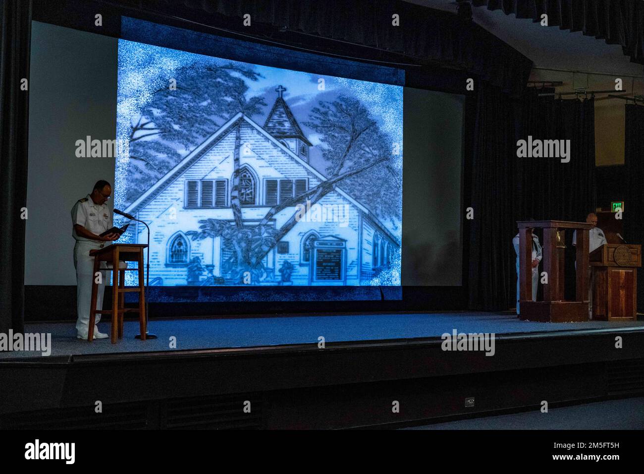 220315-N-KB401-1006 JOINT BASE PEARL HARBOR-HICKAM (Mar. 15, 2022) Cmdr ...