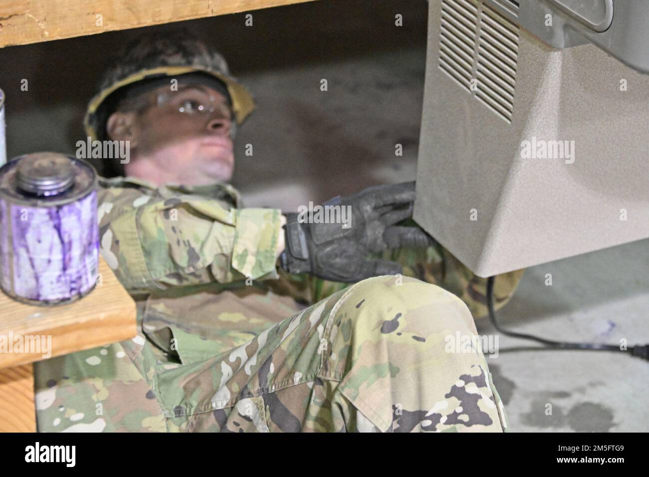 These soldiers shown in these photos are from all over the country in ...