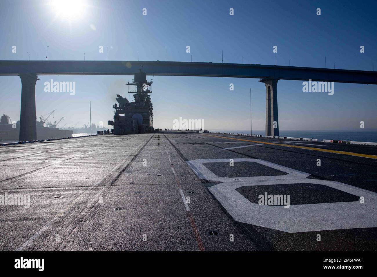 220315-N-TF178-1005 PACIFIC OCEAN (March 15, 2022) – Amphibious assault ...