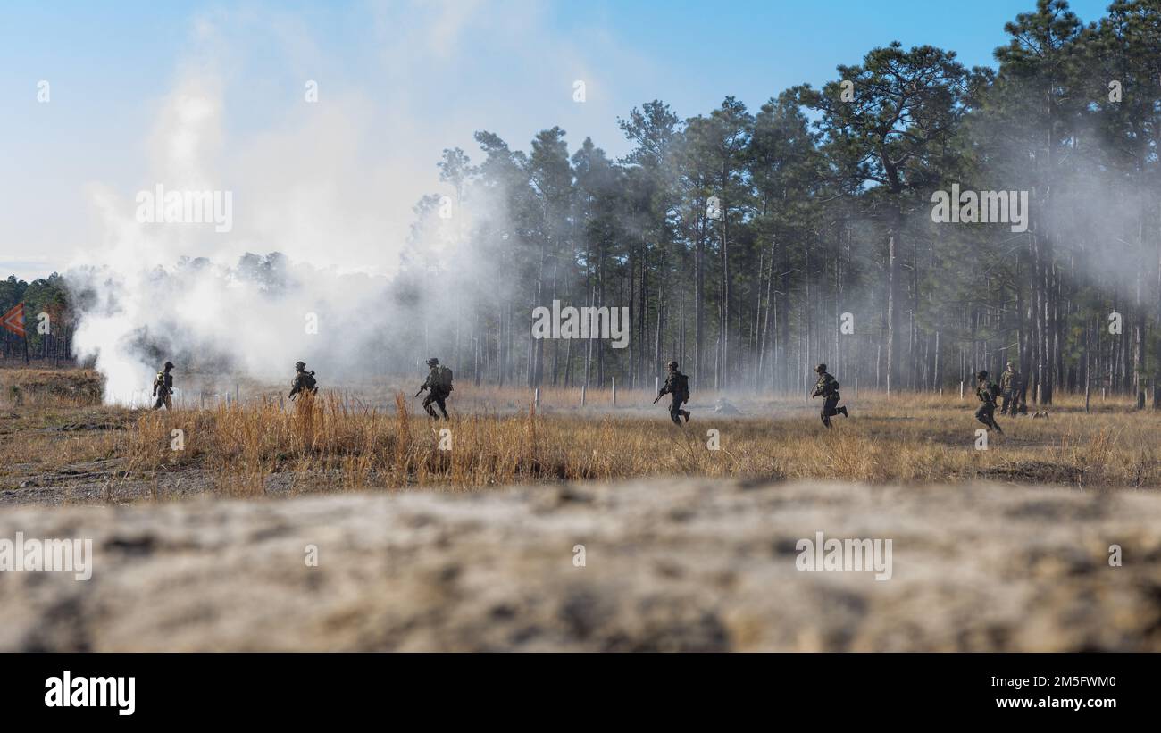 U.S. Marines with 1st Battalion, 2d Marine Regiment (1/2), 2d Marine ...