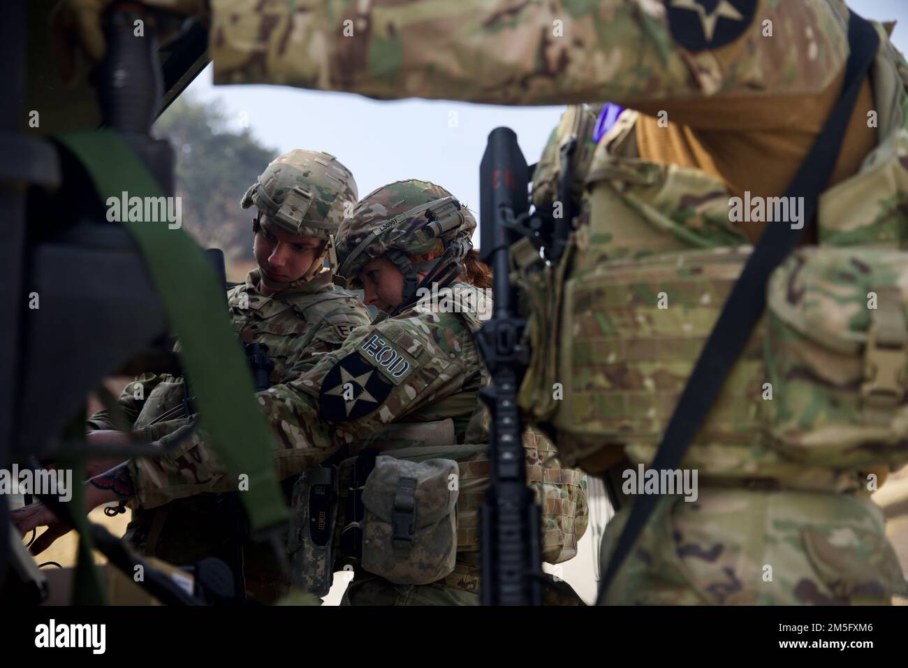 U.S. Army Soldiers assigned to the 718th Ordnance Company set up ...