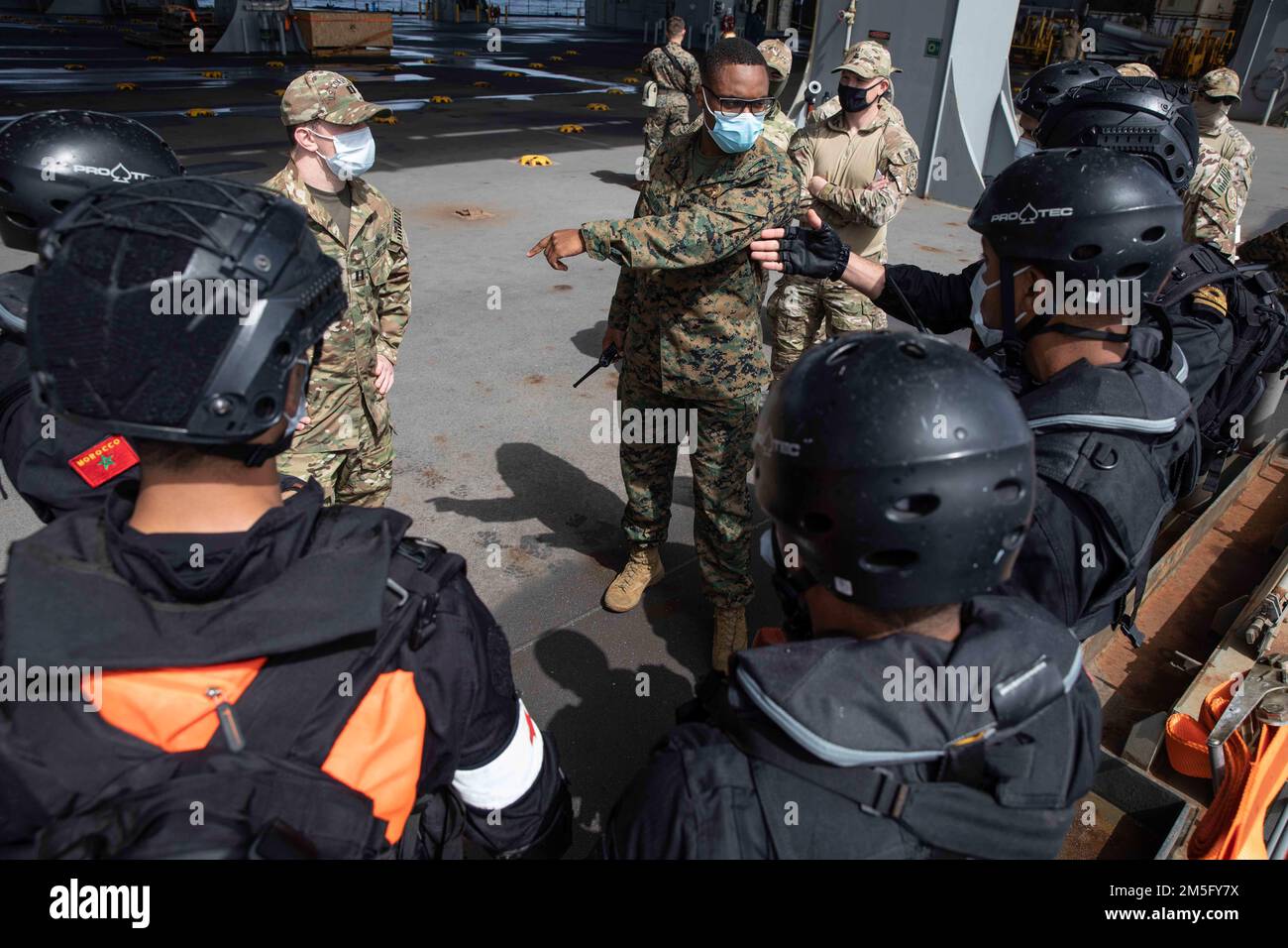 Royal marine boarding team hi-res stock photography and images - Alamy