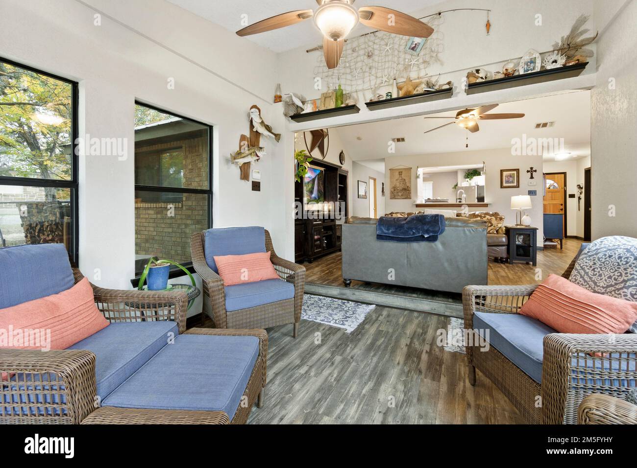 Suburban home hall hi-res stock photography and images - Alamy