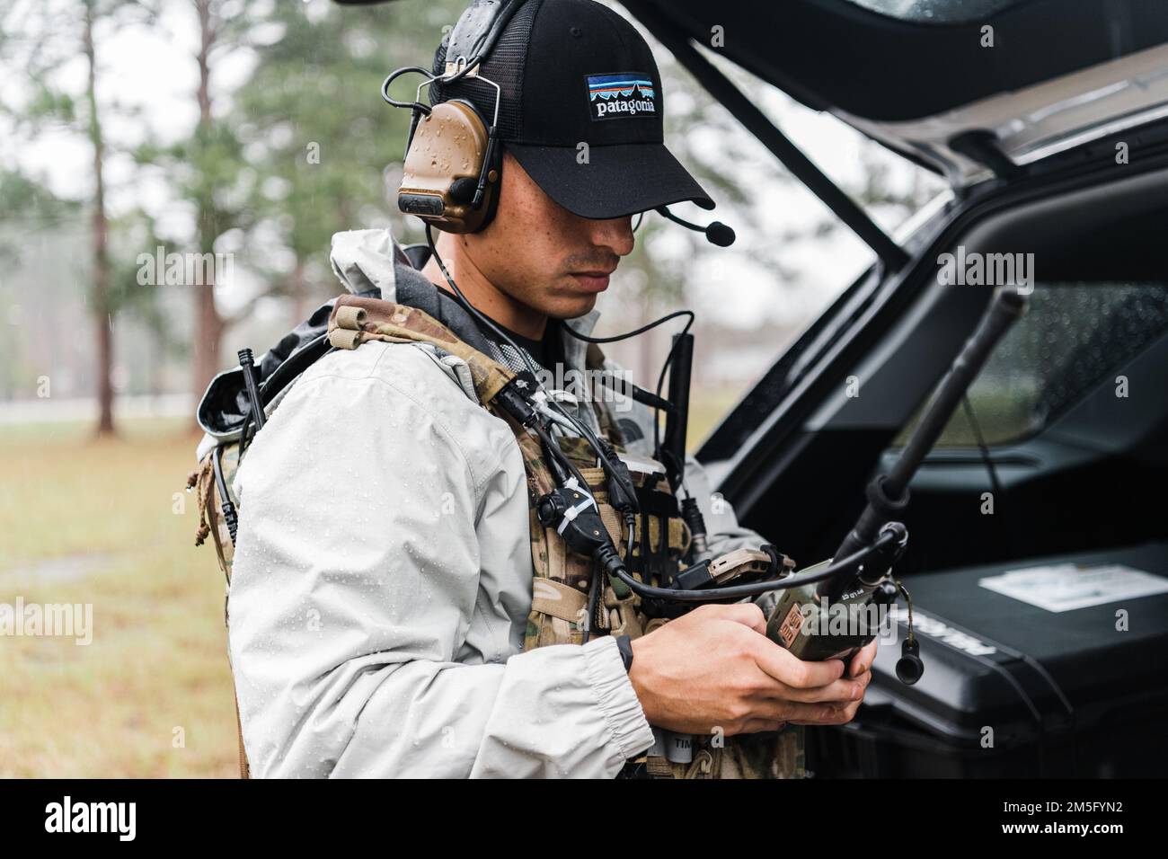 Tactical Air Control Party Airmen from the 1st Air Support Operations ...