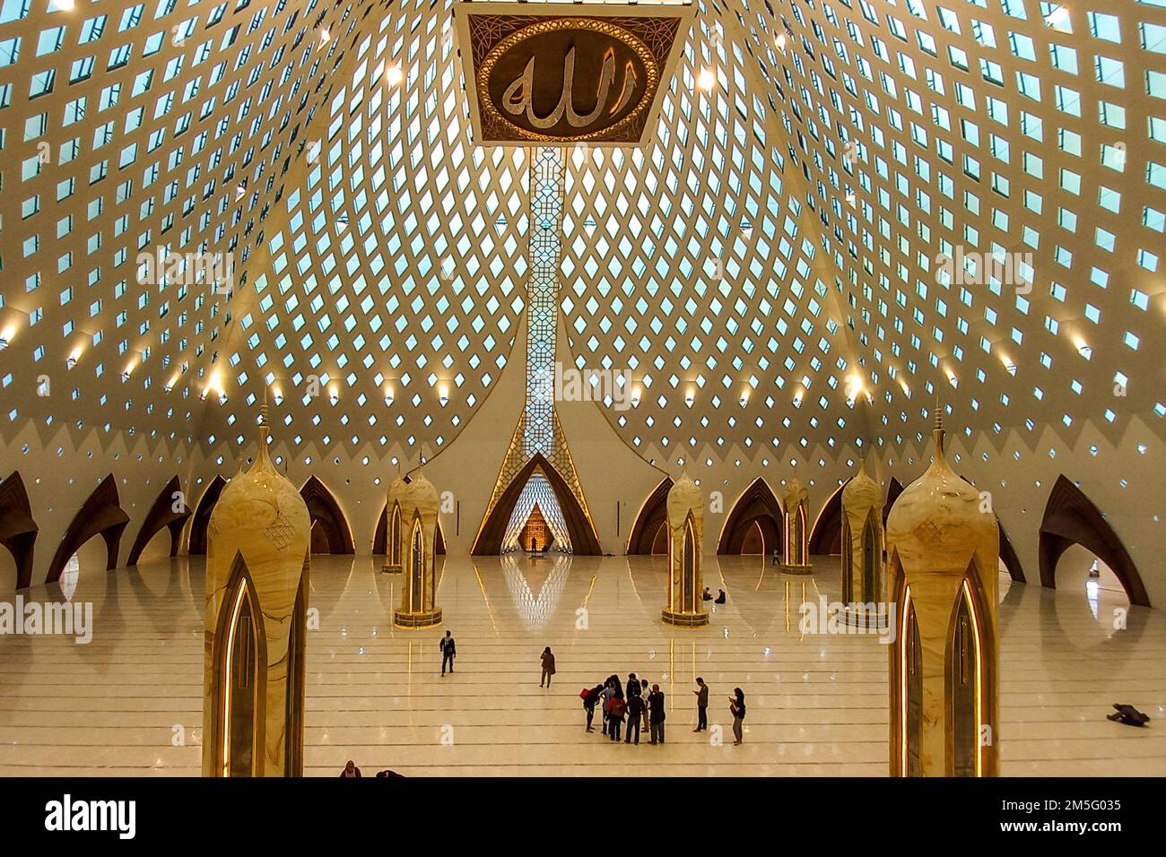 Bandung, Indonesia. 26th Dec, 2022. Interior view of Al Jabbar Mosque ...