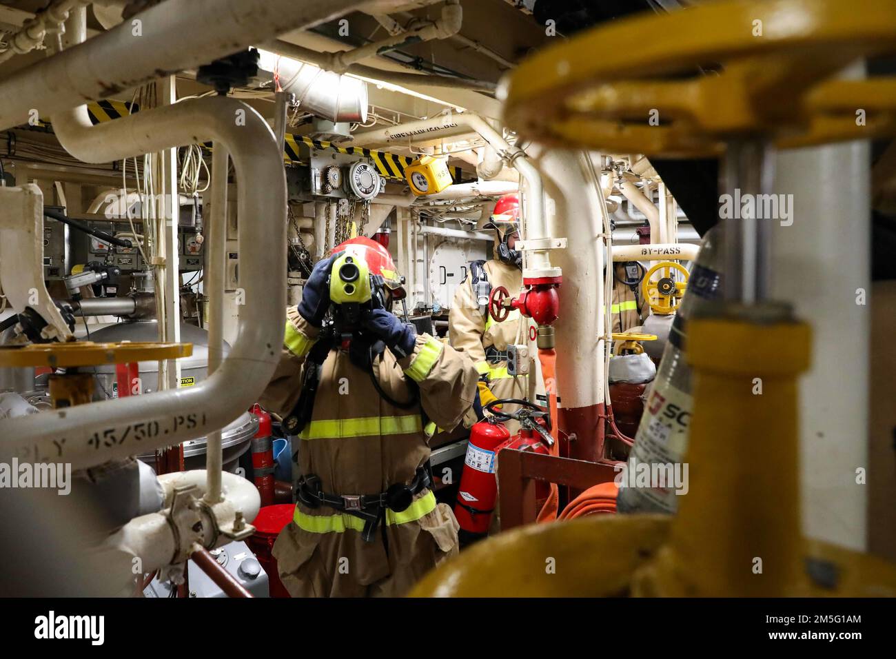 Engine room fire drill hi-res stock photography and images - Alamy