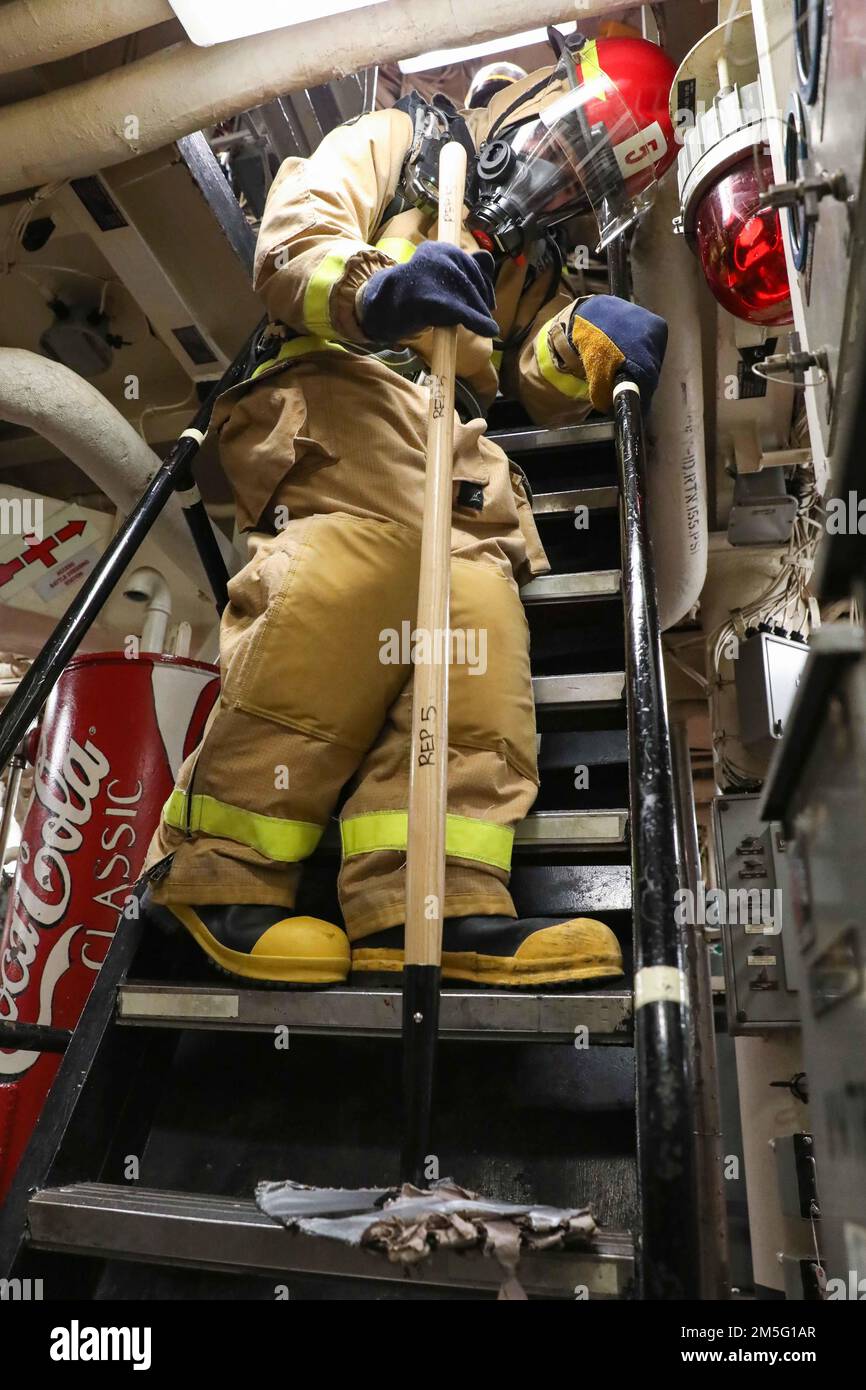 220316-N-UN585-1095 MEDITERRANEAN SEA (March 16, 2022) Damage Control ...