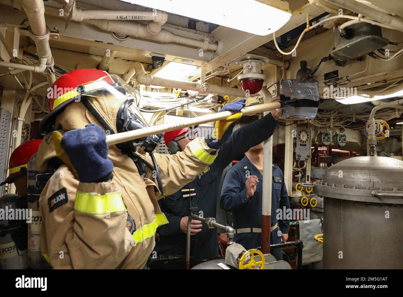 Engine room fire drill hi-res stock photography and images - Alamy