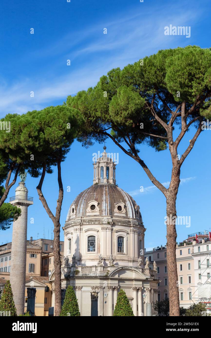 Historical buildings in Rome, Italy Stock Photo - Alamy