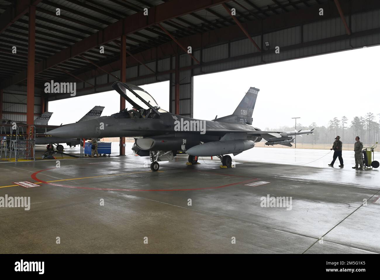 16 fighter jets perform hi-res stock photography and images - Alamy