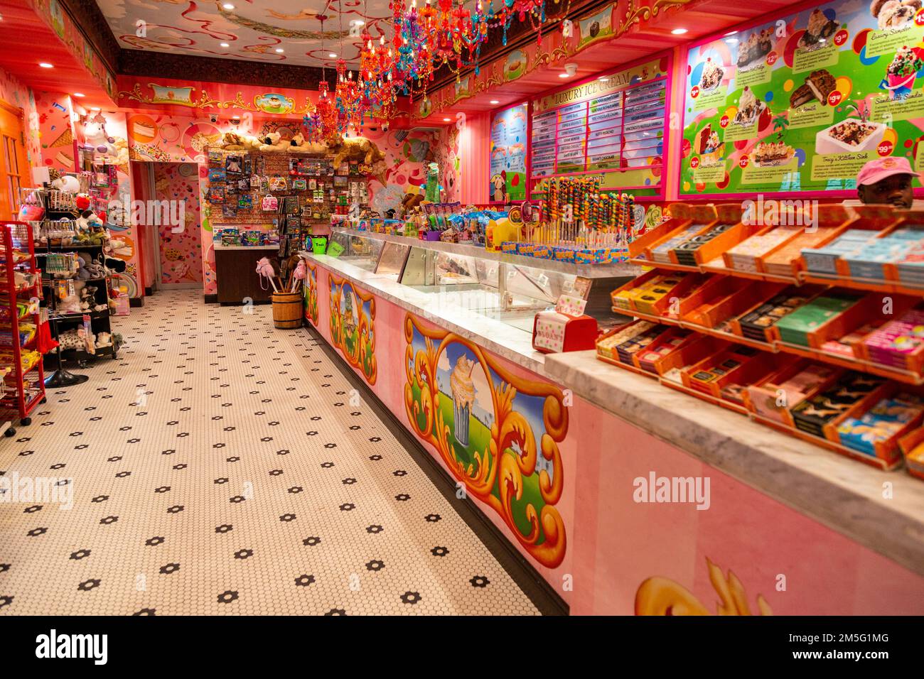 Sloans ice cream shop hi-res stock photography and images - Alamy