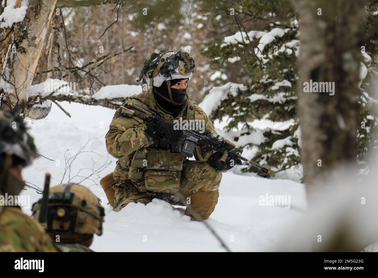 Paratroopers from Comanche Company, 1st Battalion, 501st Parachute ...