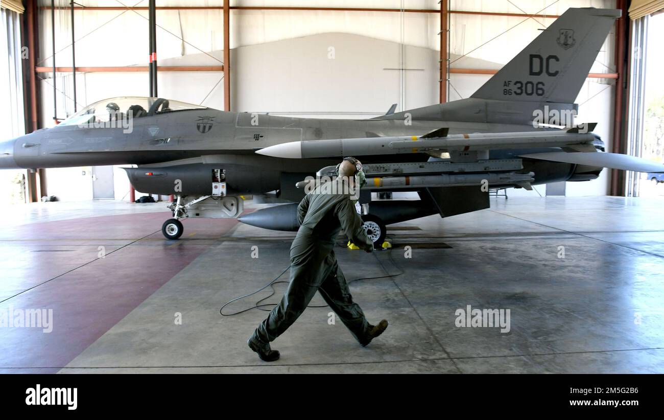 113th wing hi-res stock photography and images - Alamy