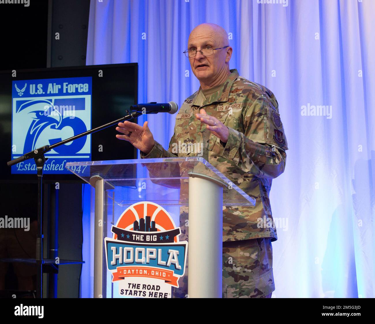 Gen. Arnold W. Bunch, Jr., Air Force Materiel Command commander, speaks ...