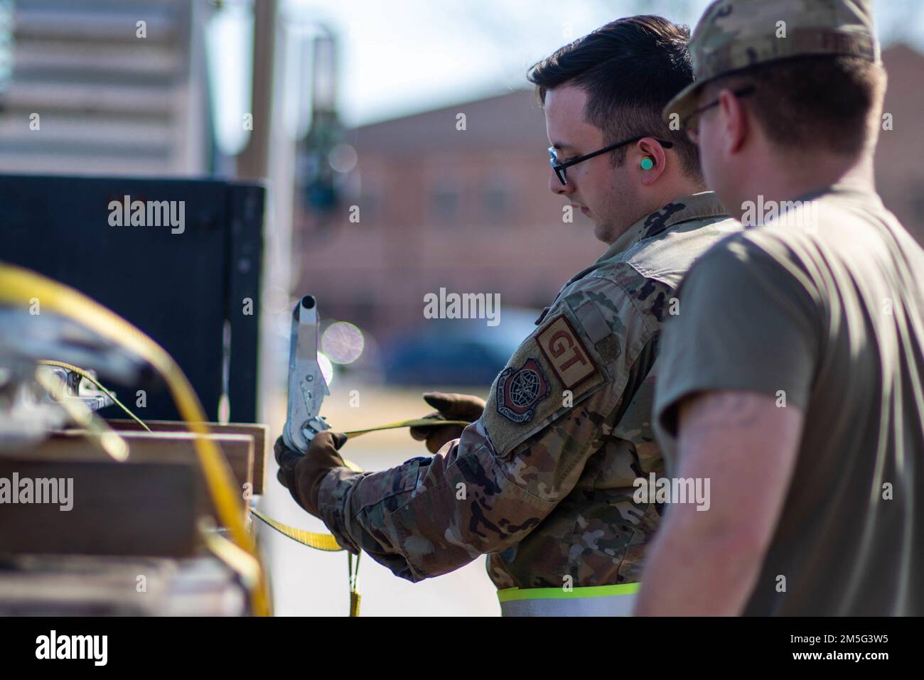 375th logistics readiness squadron hi-res stock photography and images ...