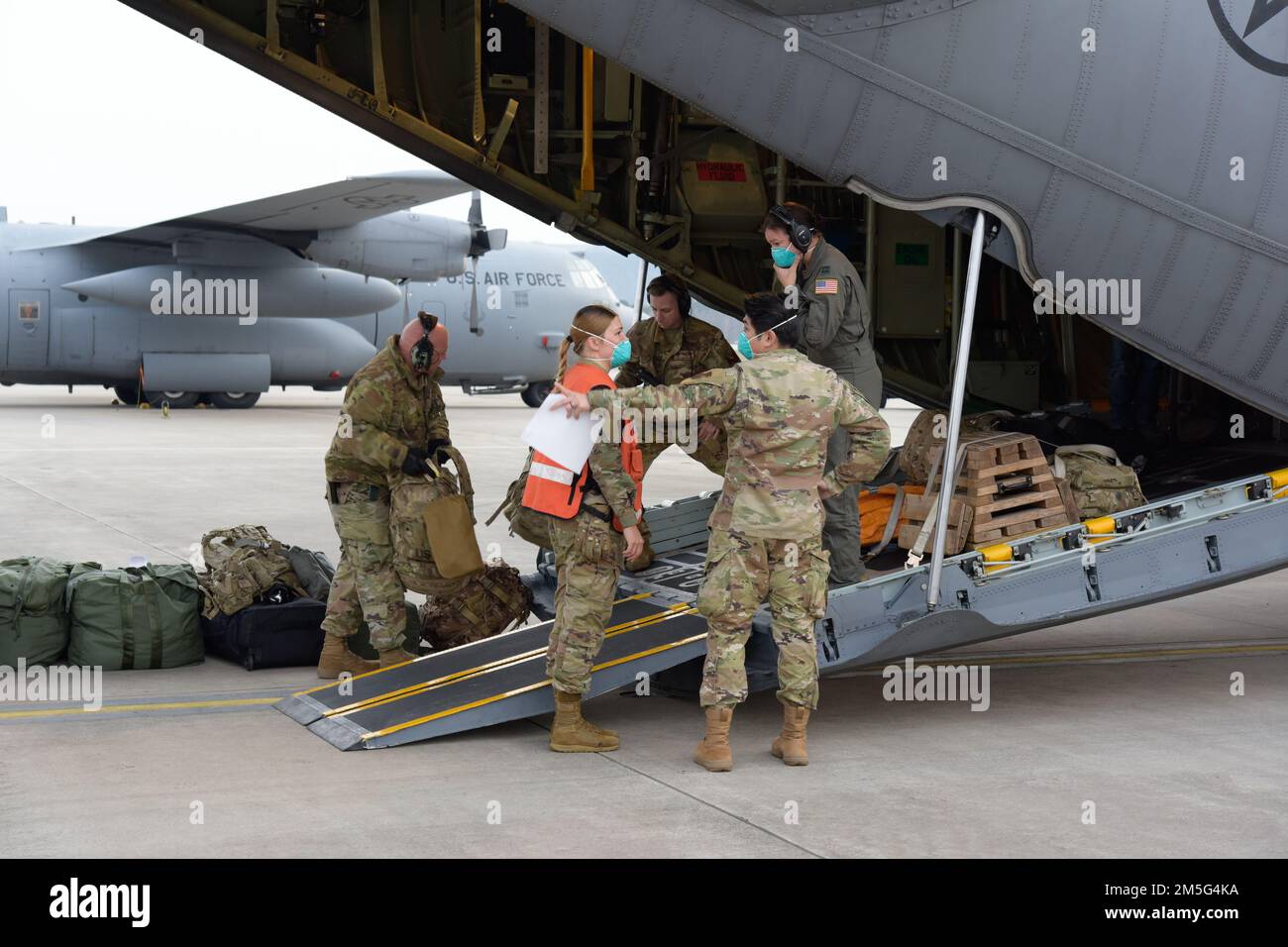 Airmen assigned to the 86th Aeromedical Evacuation Squadron, 86th ...