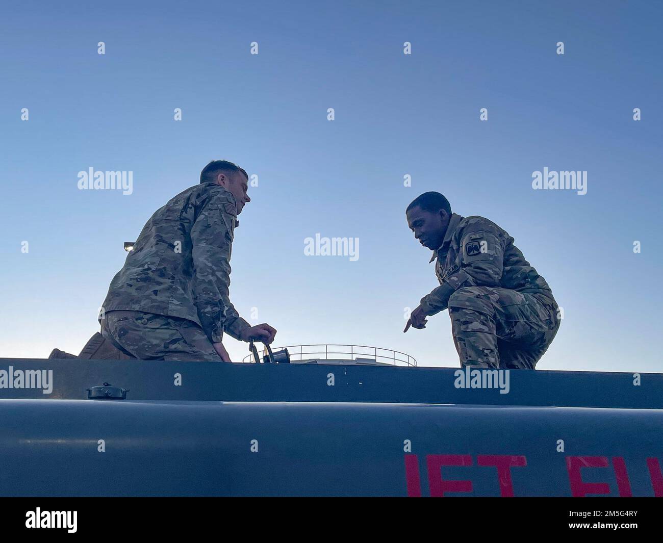 Echo units hi-res stock photography and images - Alamy