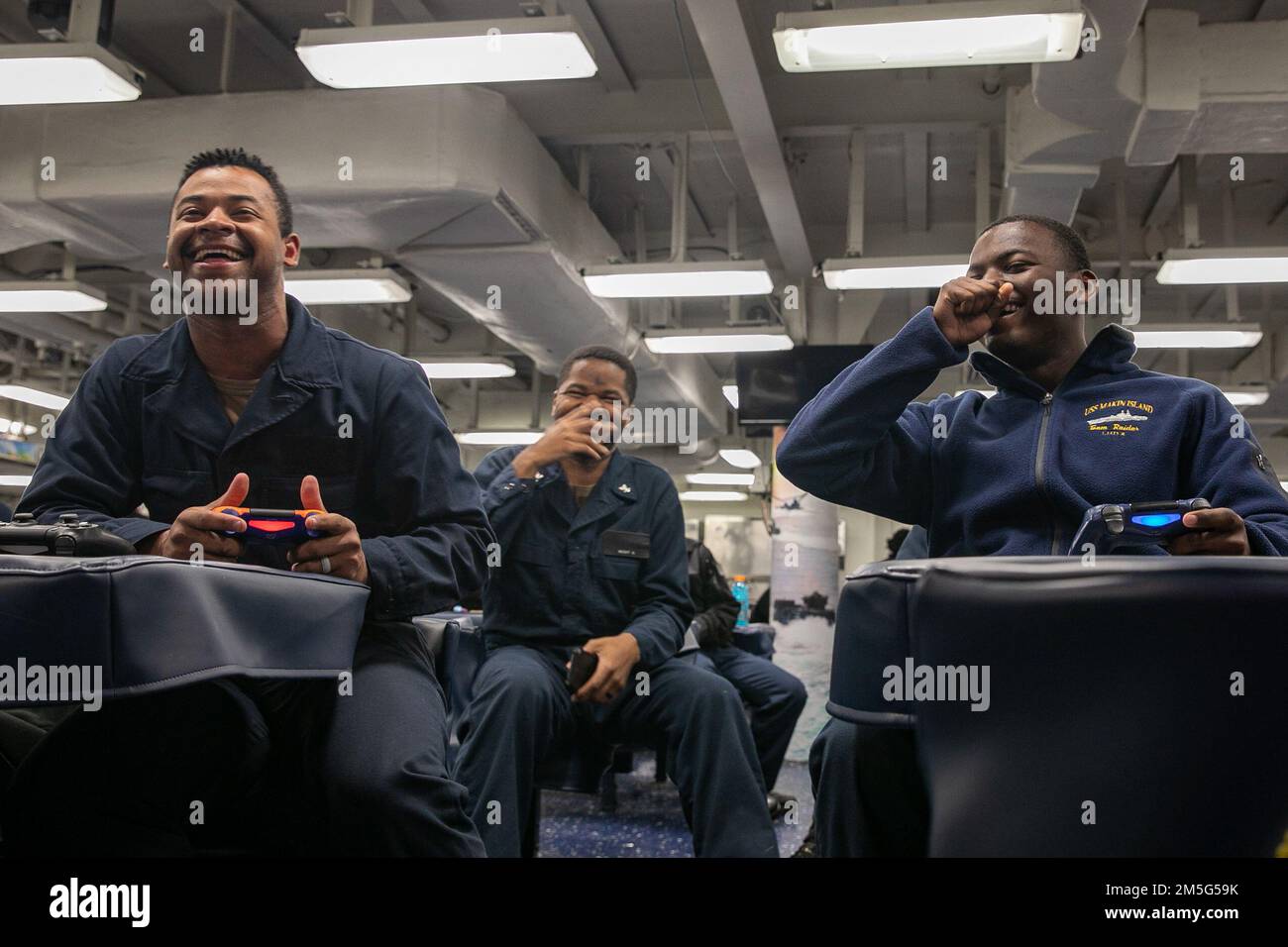 220316-N-NY430-2041 PACIFIC OCEAN (March 16, 2022) – Aviation ...