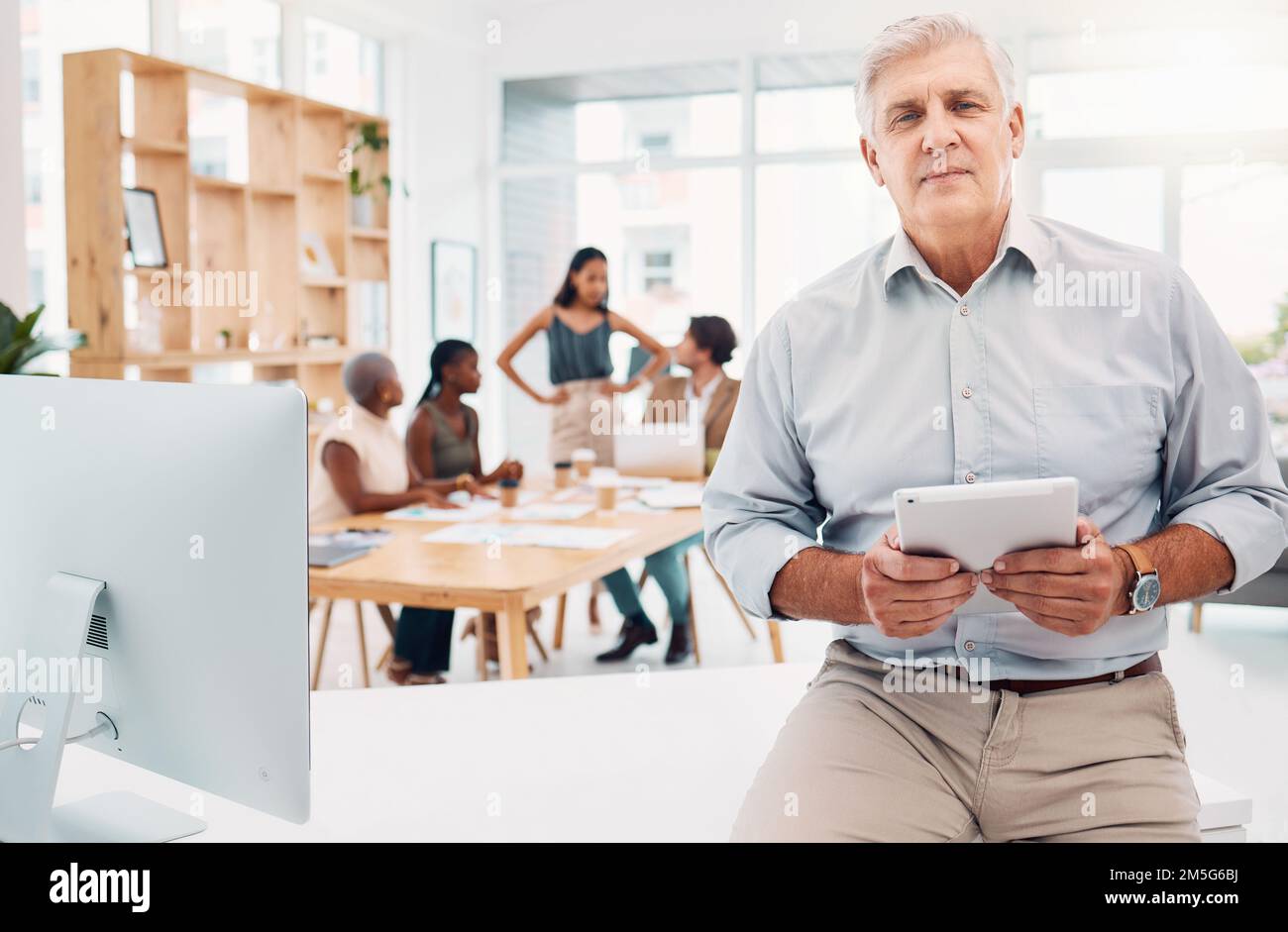 Workplace ceo hi-res stock photography and images - Alamy