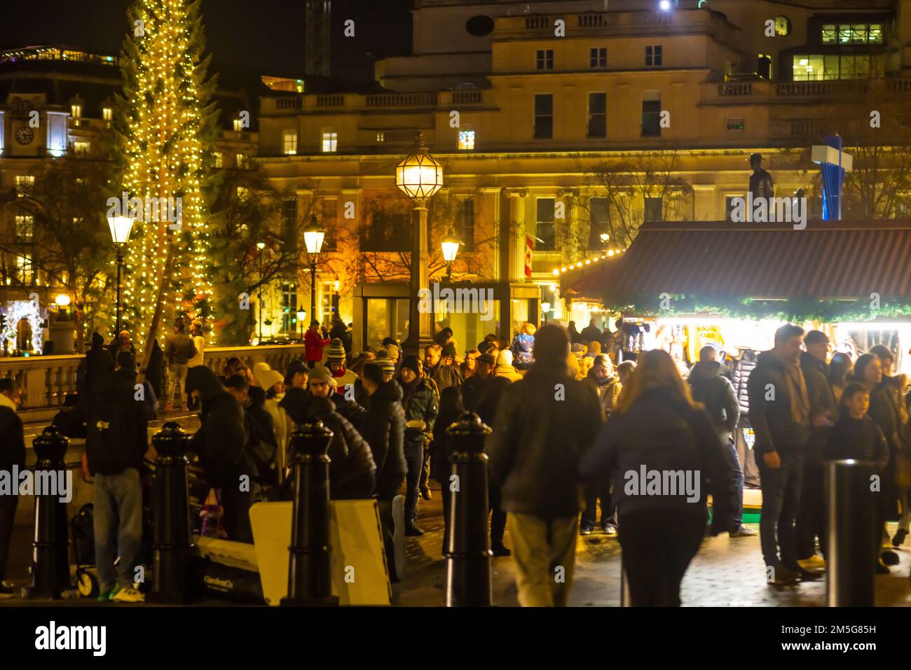 London Embankment and around Trafalgar Square at Christmas Stock Photo ...