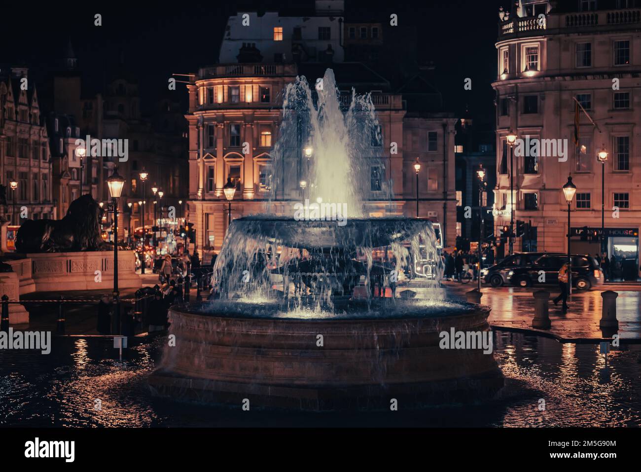 London Embankment and around Trafalgar Square at Christmas Stock Photo ...
