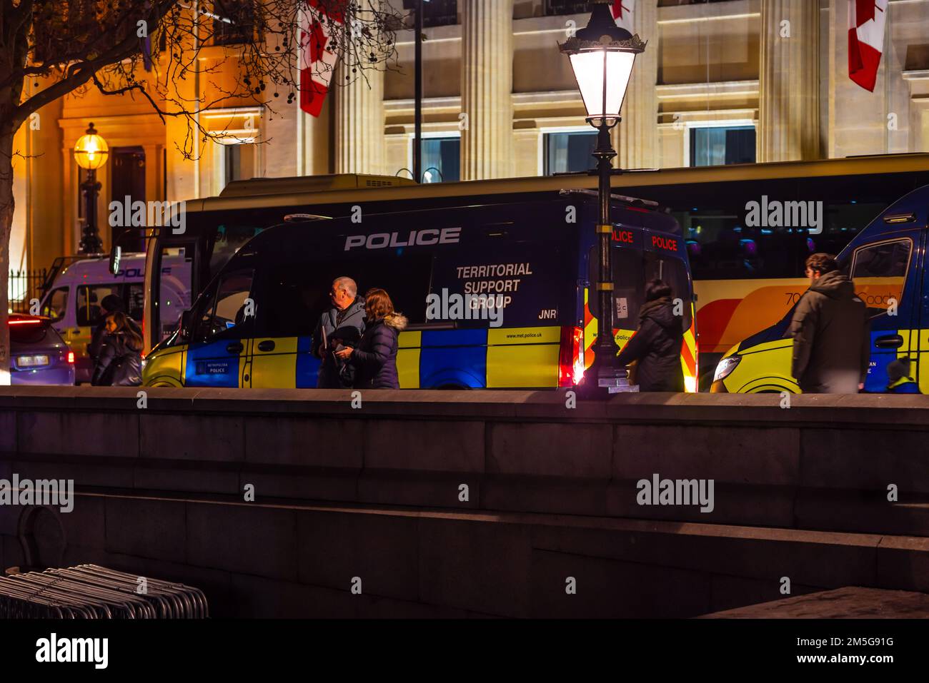 London Embankment and around Trafalgar Square at Christmas Stock Photo ...