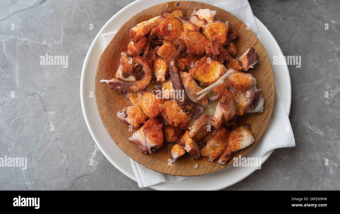 Octopus cooked food restaurant hi-res stock photography and images - Alamy