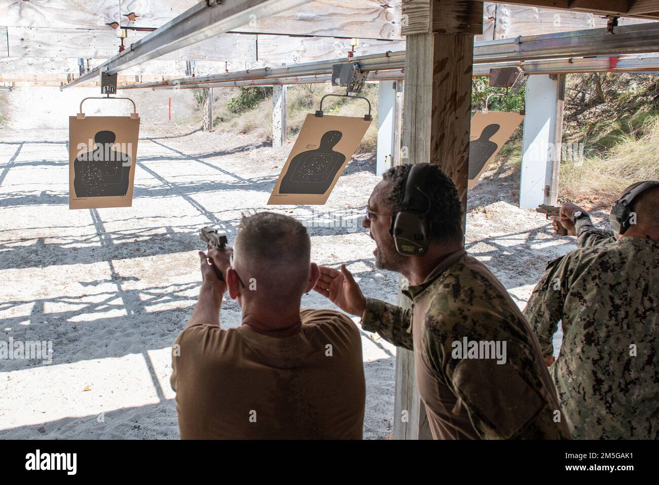 (220316-N-OI810-0525) KEY WEST, Florida (March 16, 2022) Seabees ...