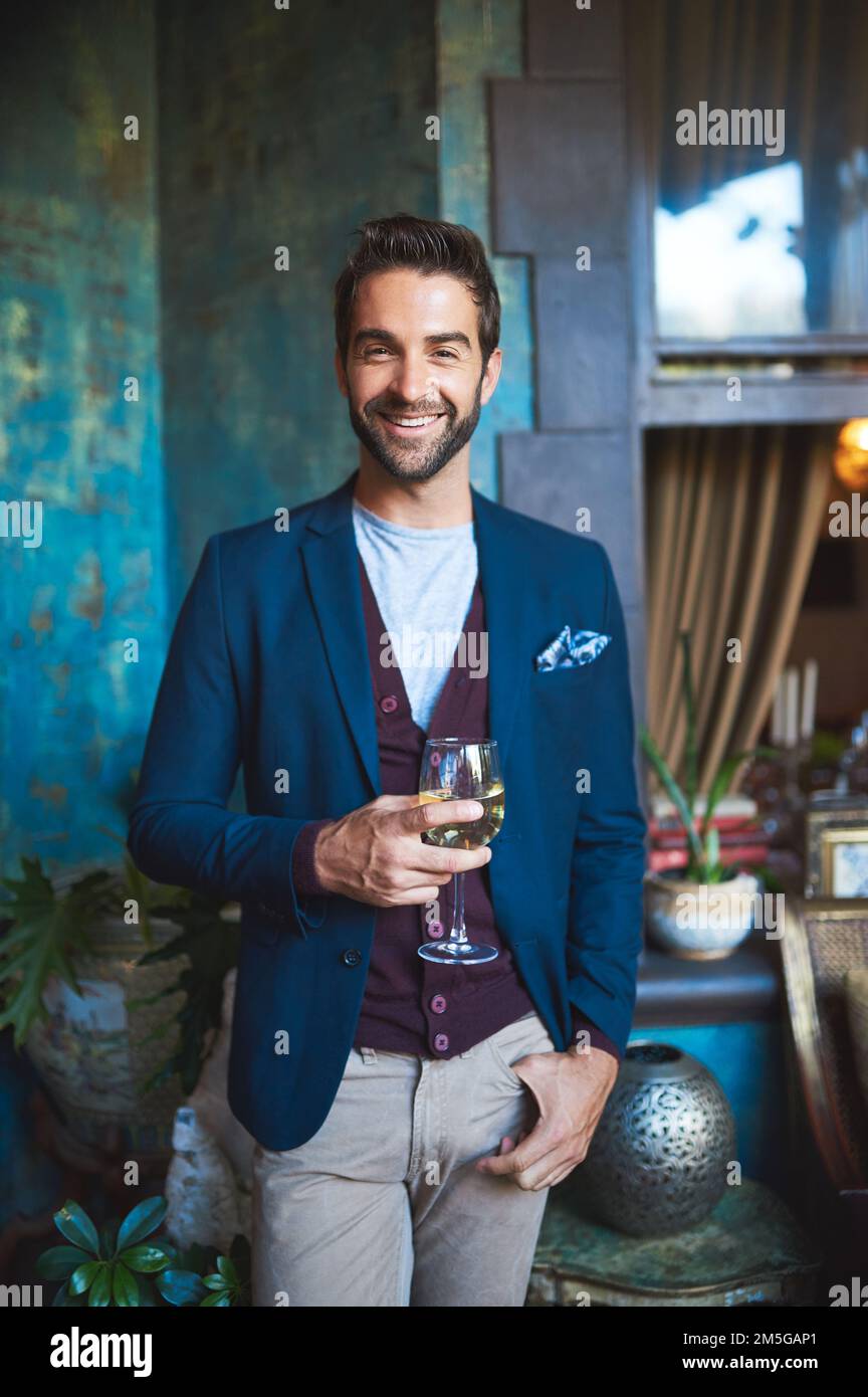 Connoisseur bar hi-res stock photography and images - Alamy