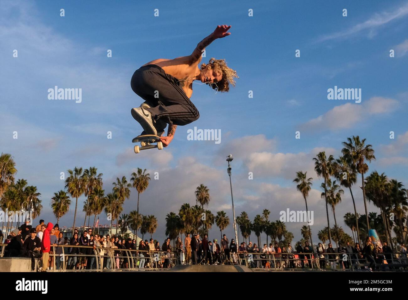 Los Angeles, California, USA. 28th Dec, 2022. A skateboarder jumps high ...