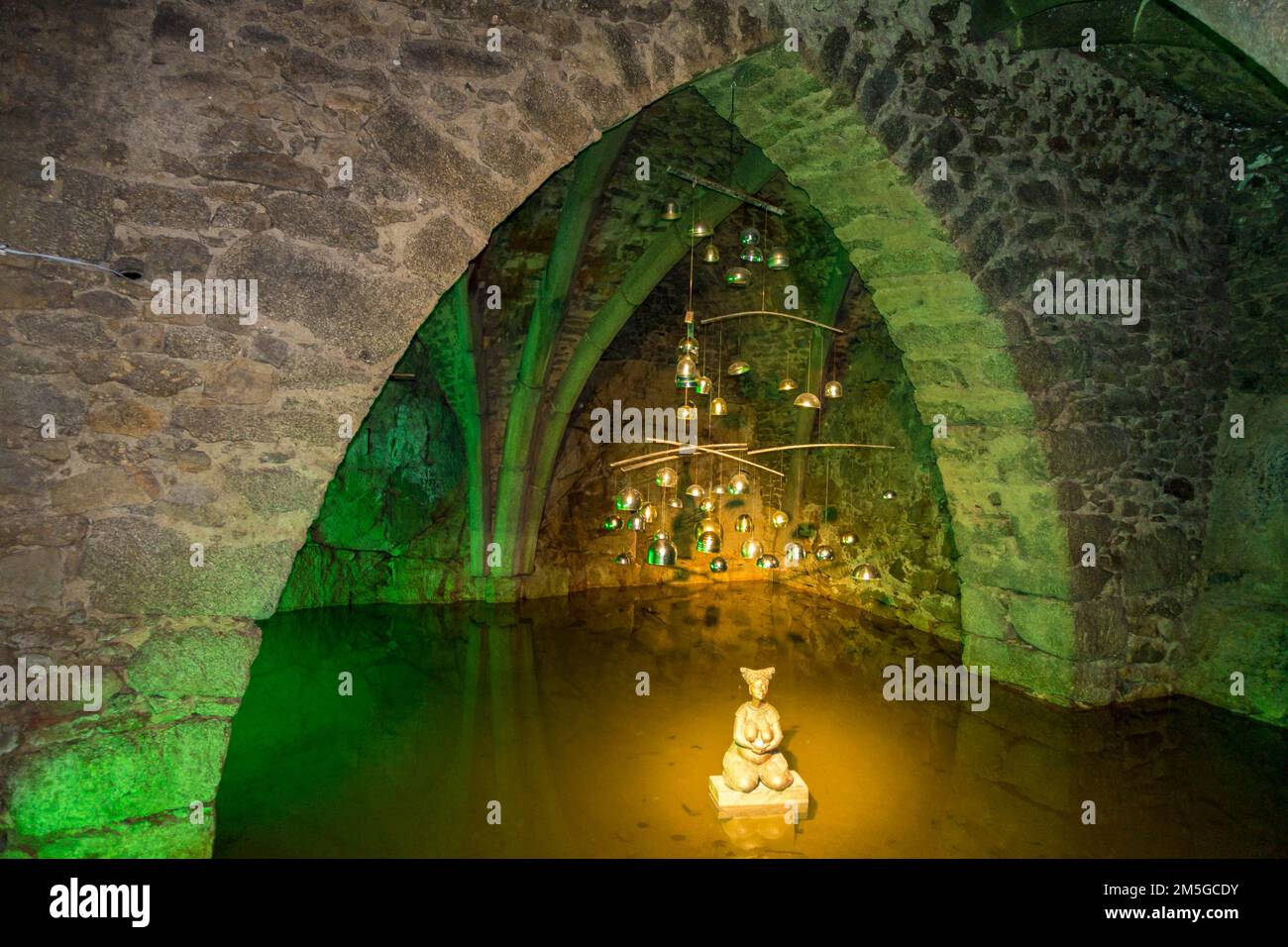 Medieval water cistern hi-res stock photography and images - Alamy