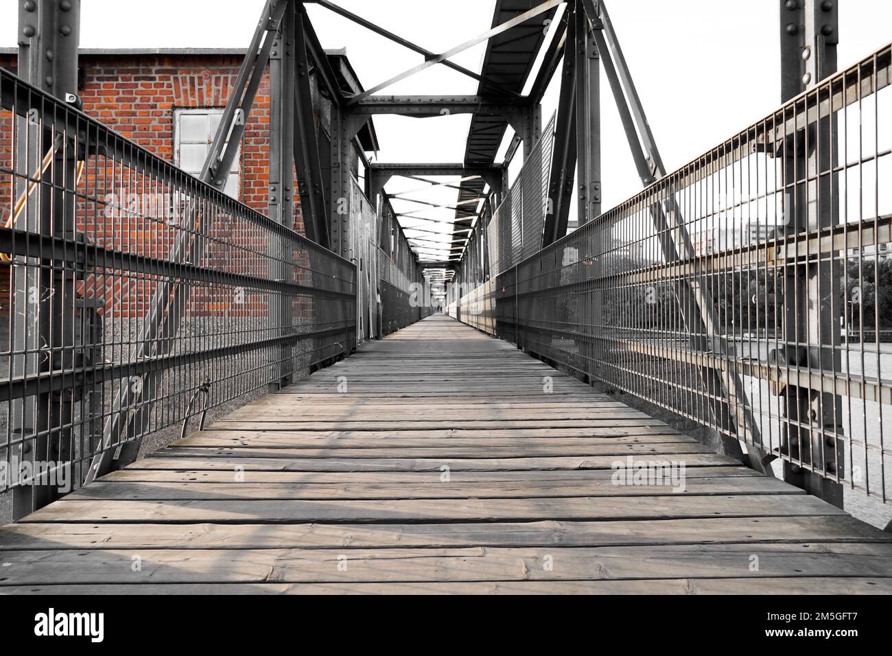 Weir bridge Wieblingen in Heidelberg. Weir on the Neckar. Pedestrian ...