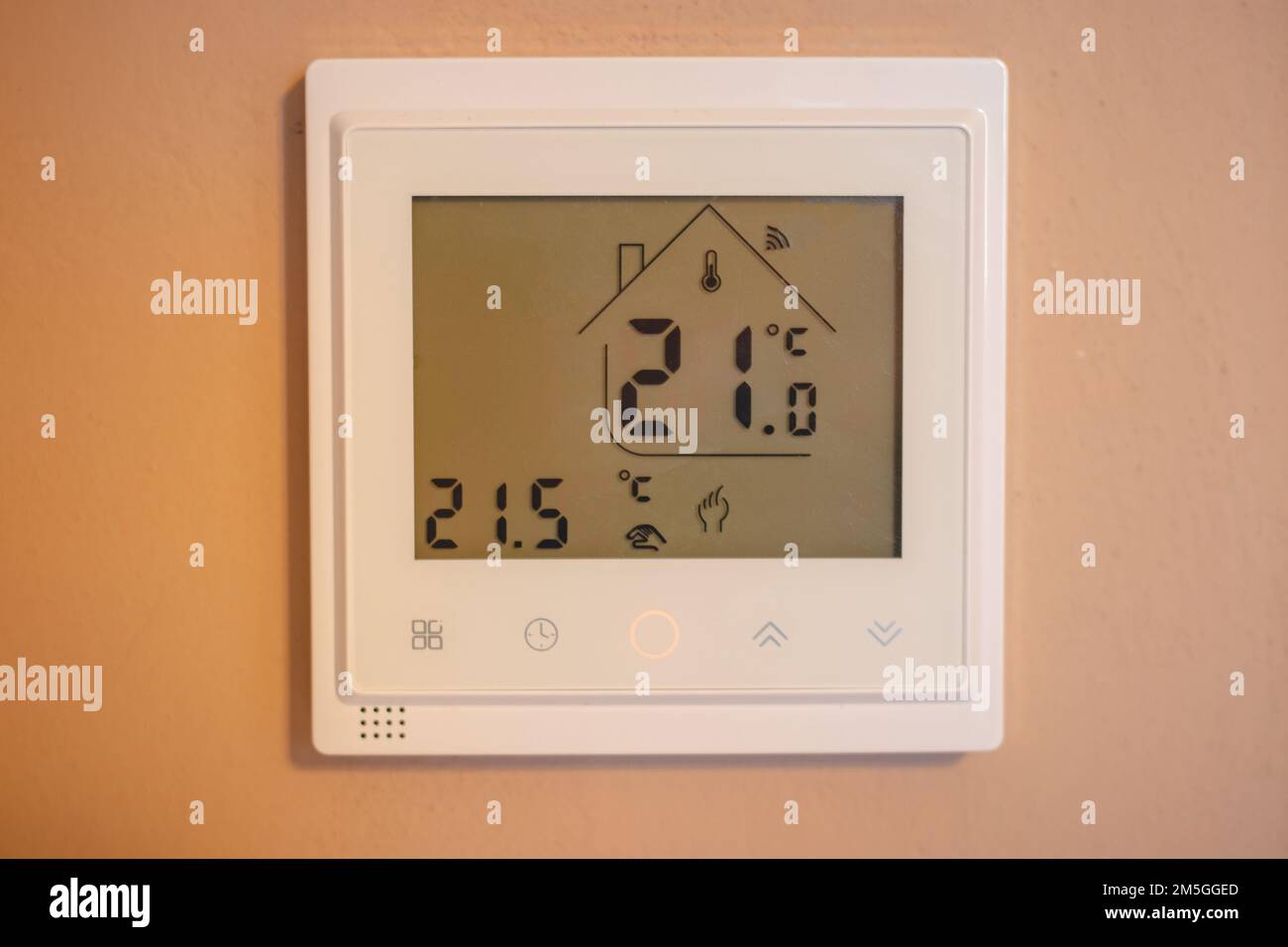 Time and temperature display hi-res stock photography and images - Alamy