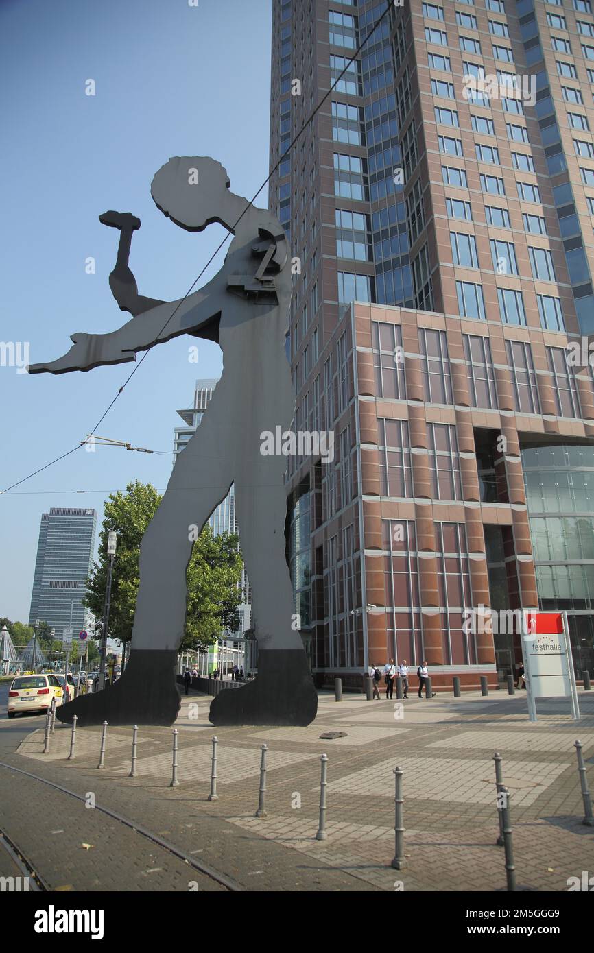 Oversized sculpture Hammering Man by Jonathan Borofsky 1991, Messeplatz ...