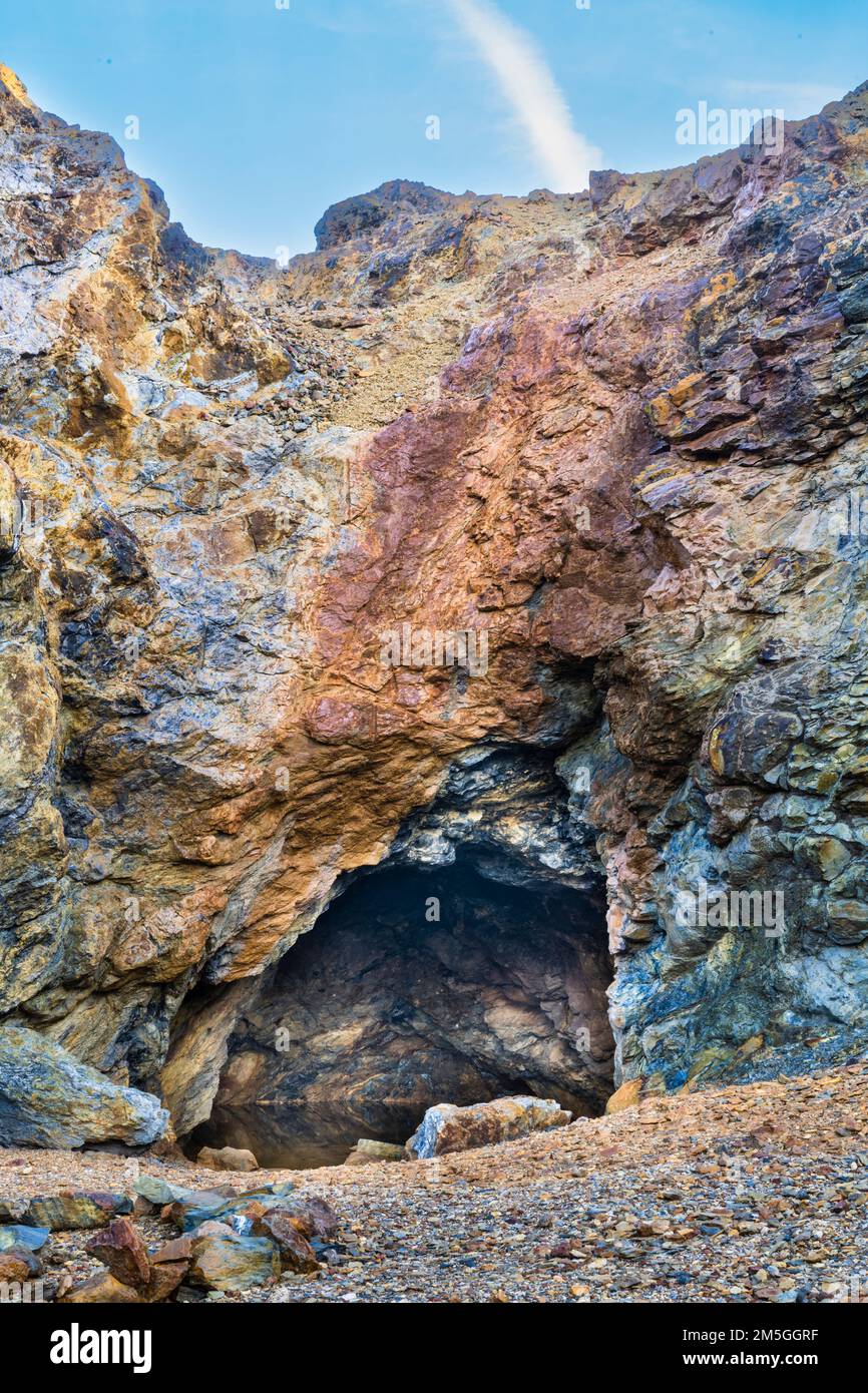 Copper cave hi-res stock photography and images - Alamy