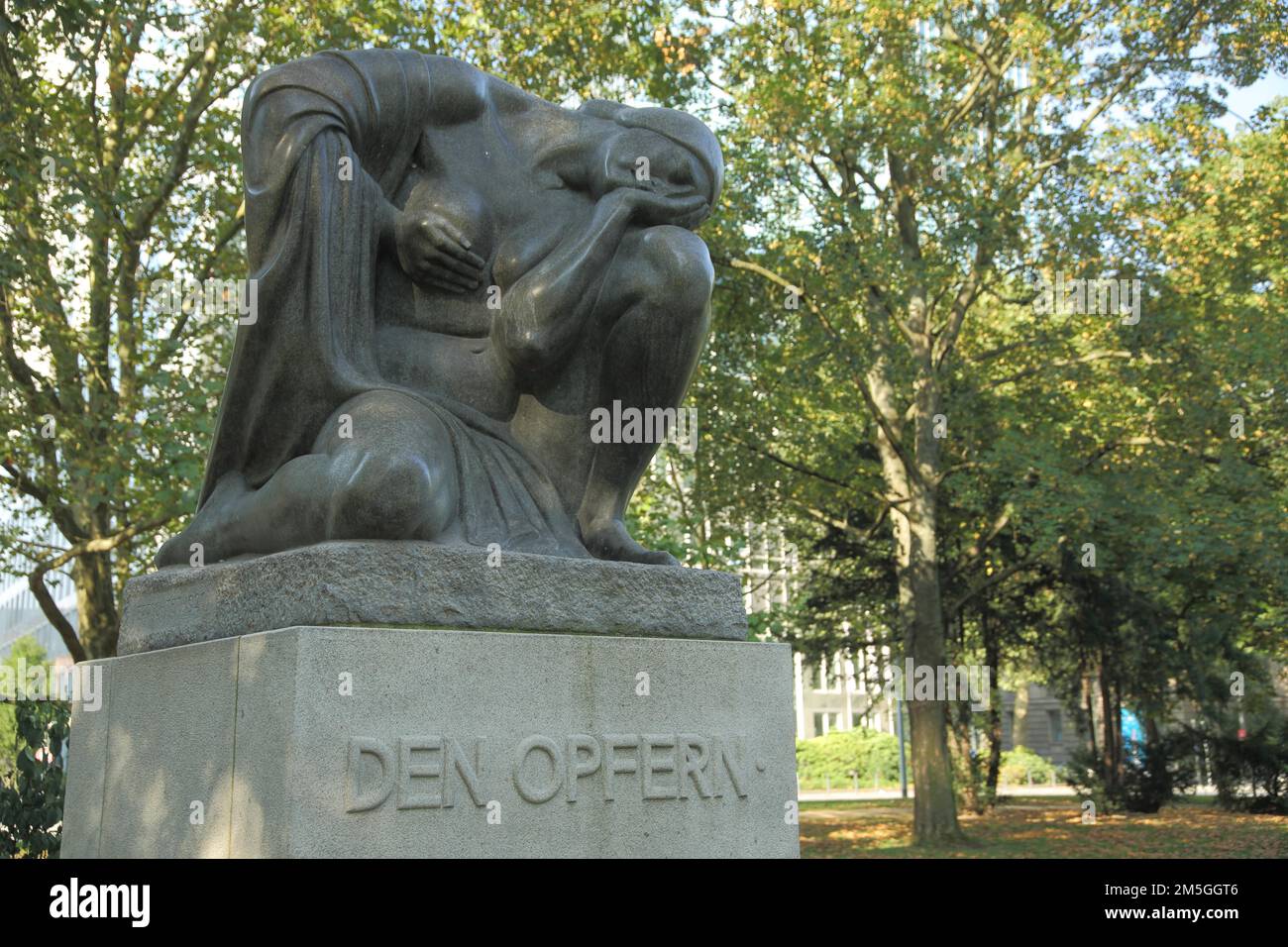 Sculpture Victims Monument by Benno Elkan 1920, modern, monument ... Sculpture Victims Monument by Benno Elkan 1920, modern, monument ...