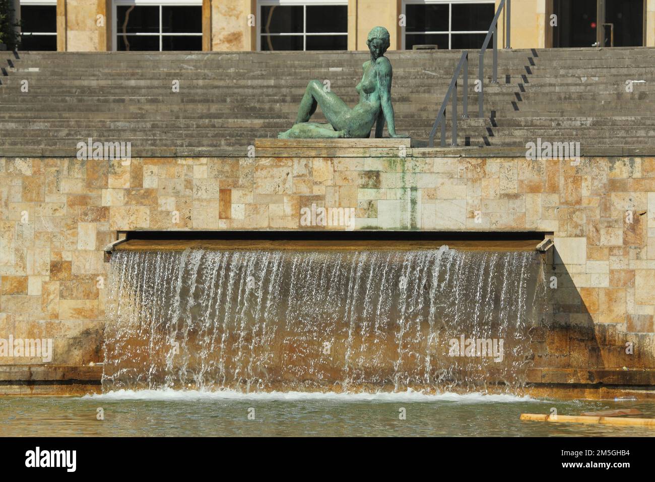 Sculpture Am Wasser by Fritz Klimsch 1930, figure, woman, water ...
