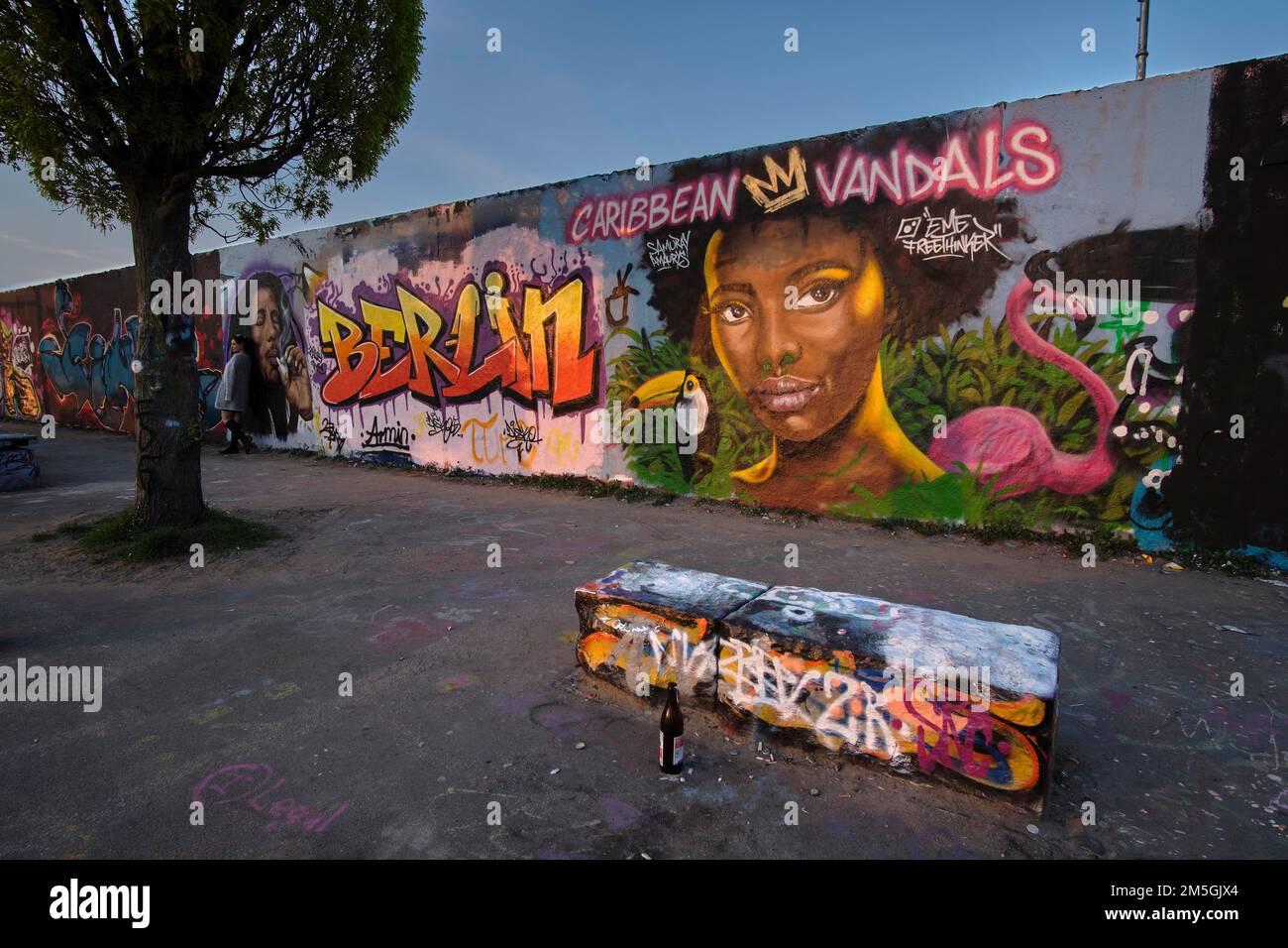 Germany, Berlin, 30. 04. 2022, Sunday afternoon in Mauerpark, graffiti ...