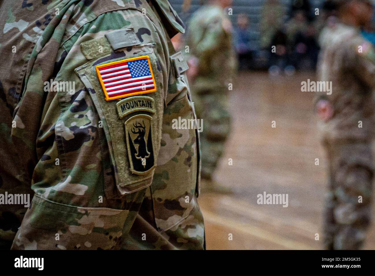 A Solider from the 1-102nd Infantry Battalion wear an 86th Infantry ...