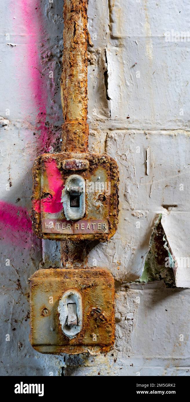 Vintage switches hi-res stock photography and images - Alamy