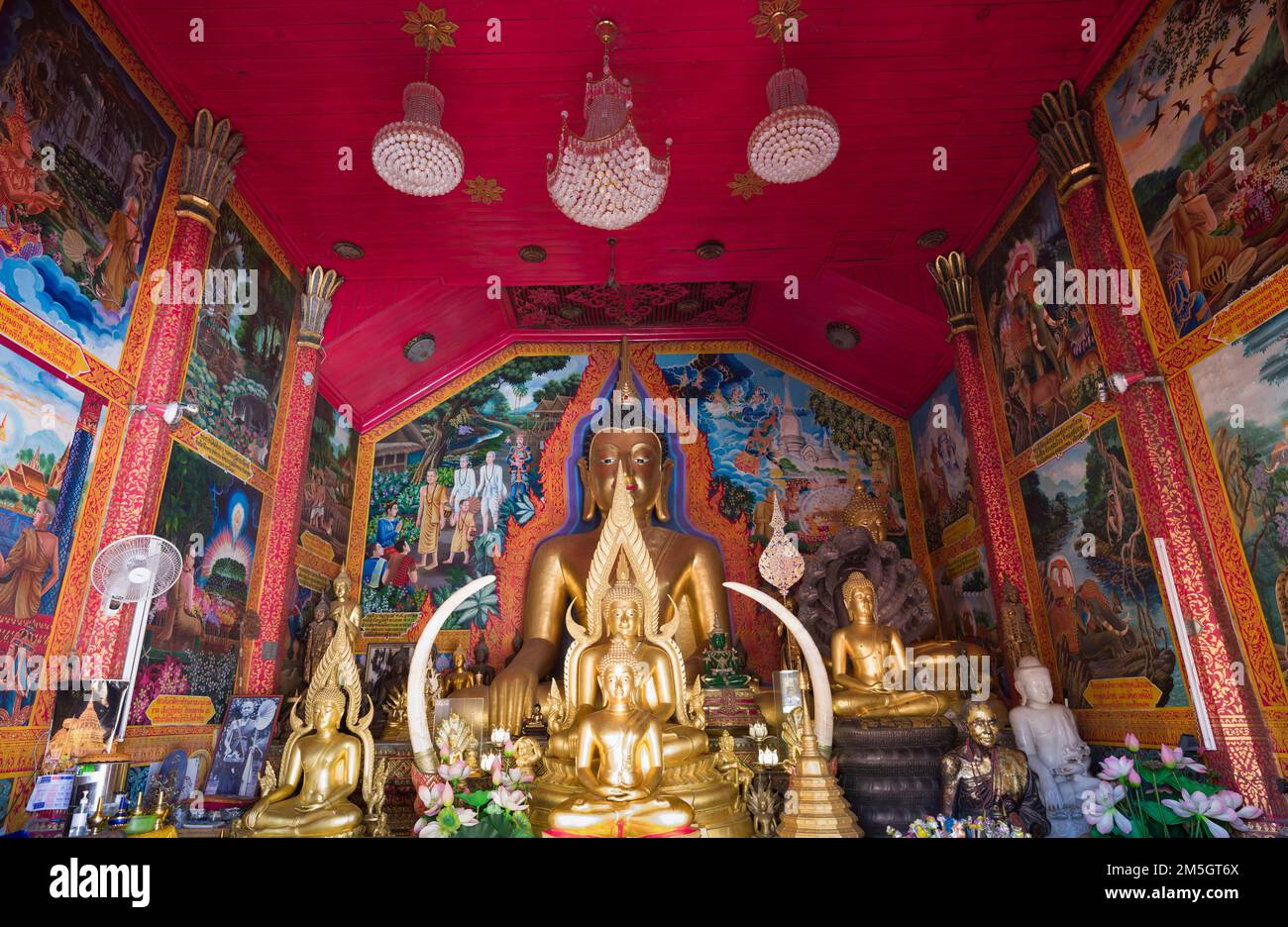 Chiang Mai, Thailand. 10 November 2022. Golden big pagoda view midday ...