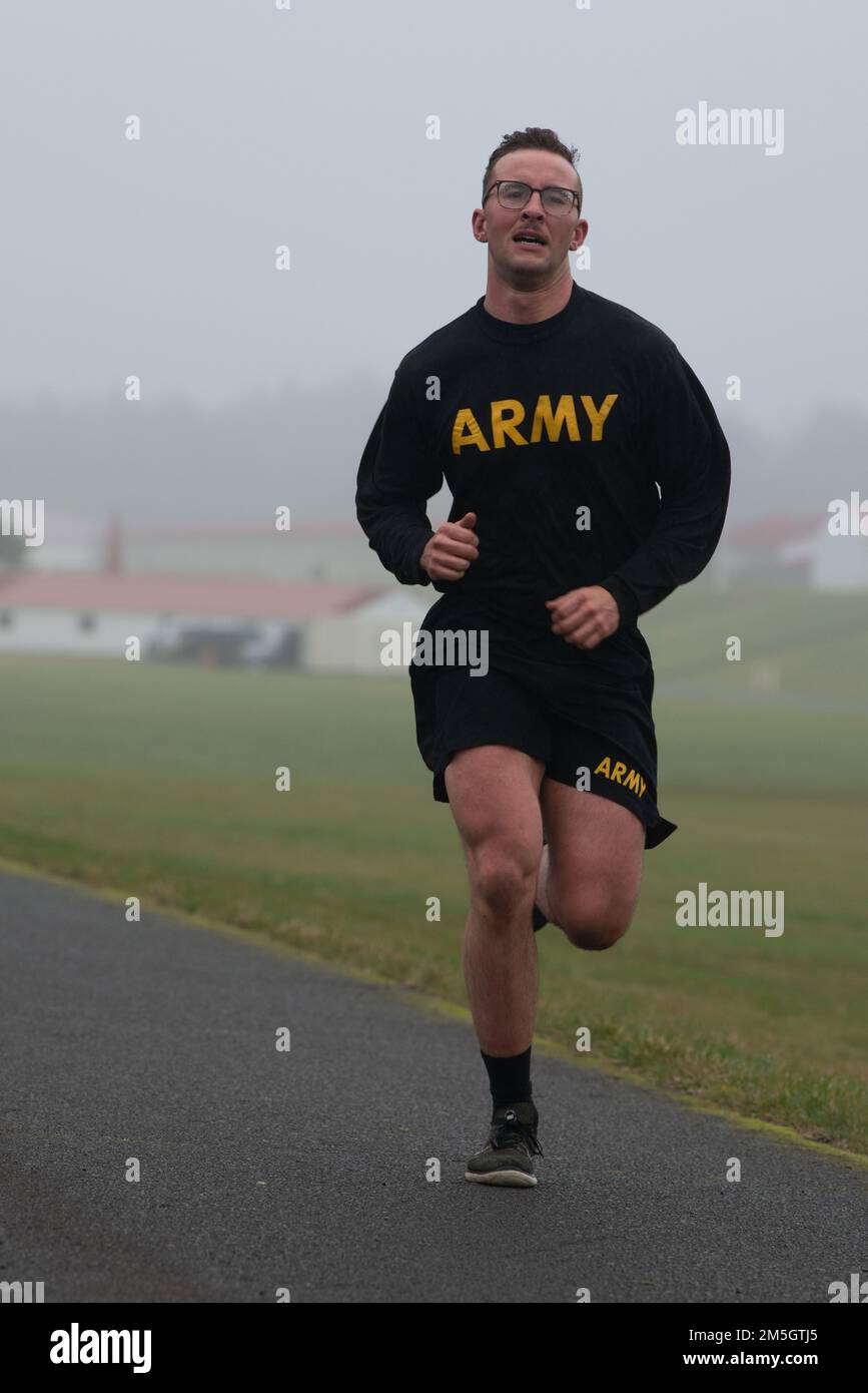 Oregon Army National Guard Spc. Wyatt Walls leads a group of Soldiers ...