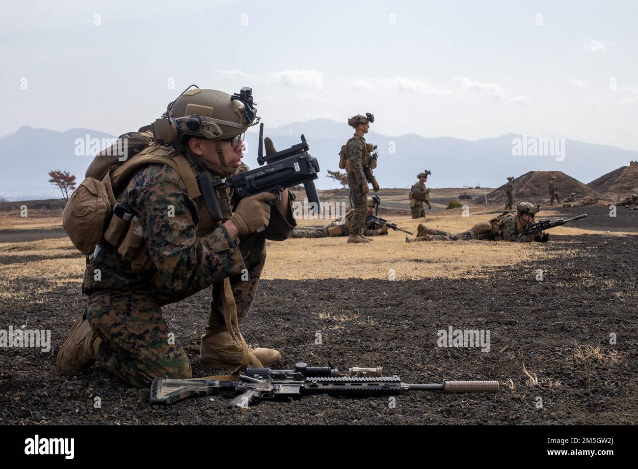 U.S. Marines with Battalion Landing Team 1/5, 31st Marine Expeditionary ...