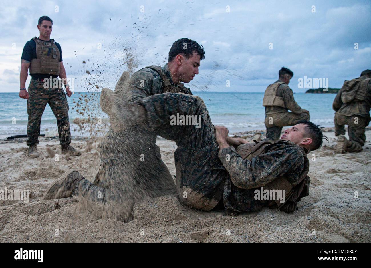Grapple in hi-res stock photography and images - Alamy