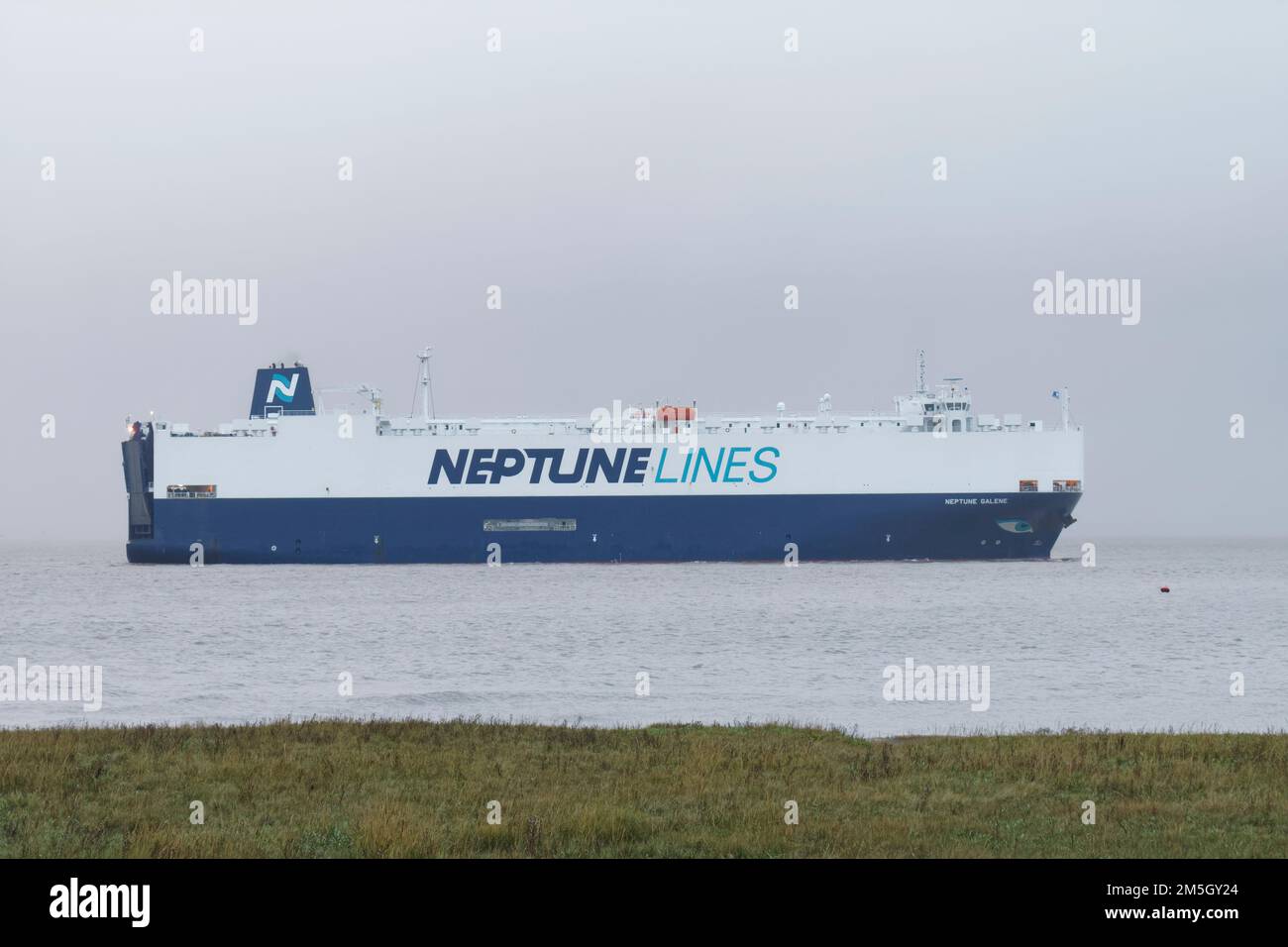 RoRo heading into port on a murky day Stock Photo - Alamy