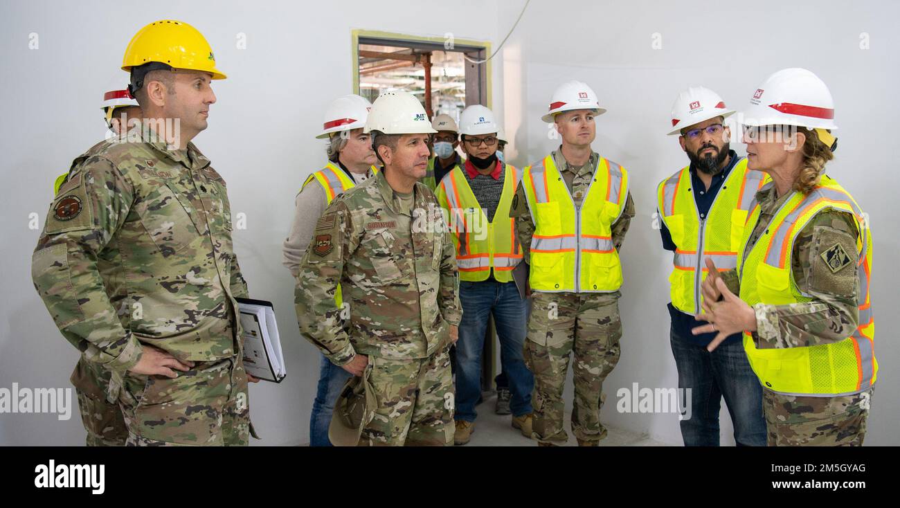 386th expeditionary mission support group hi-res stock photography and ...