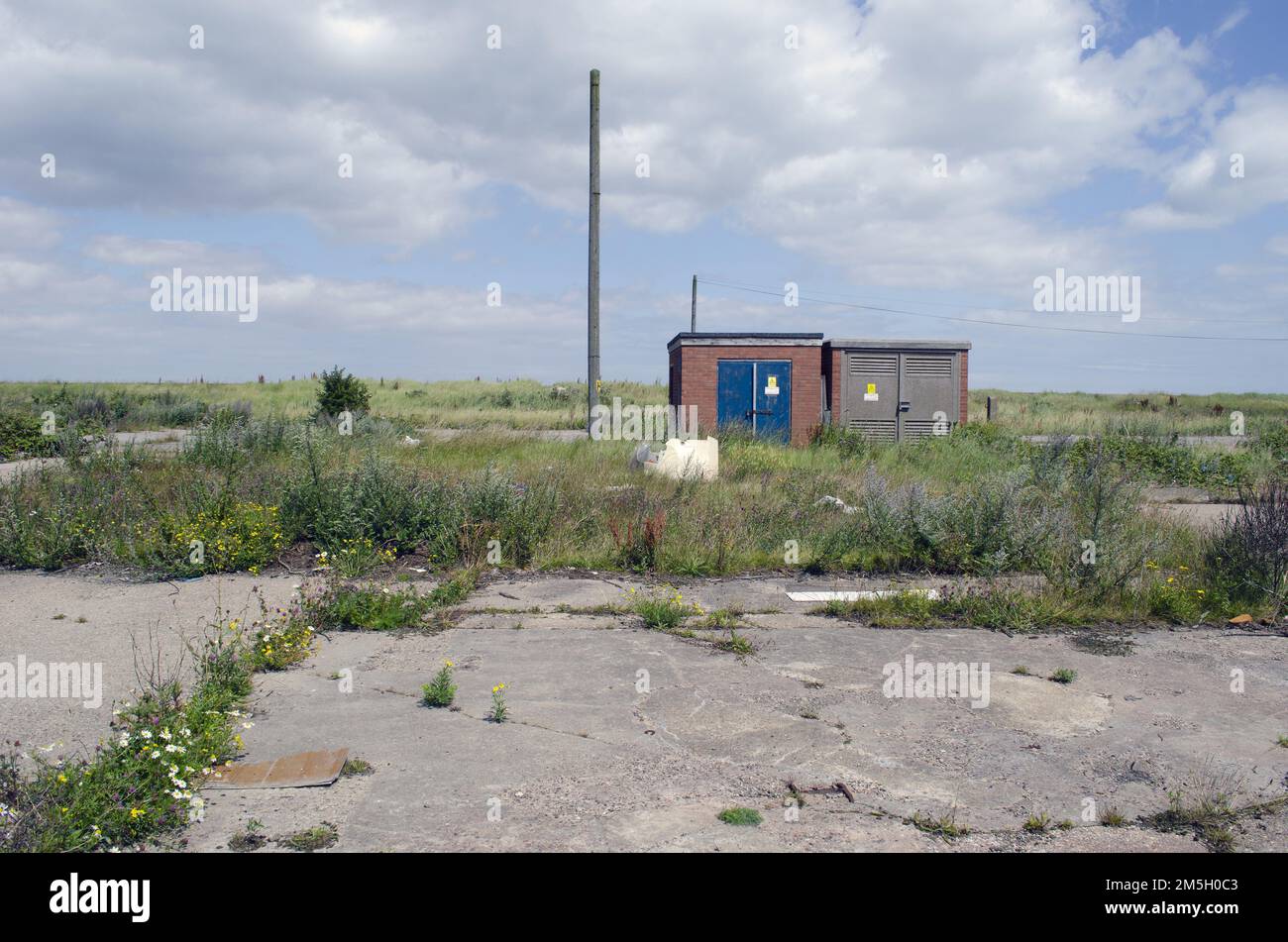Empty land brownfield hi-res stock photography and images - Alamy