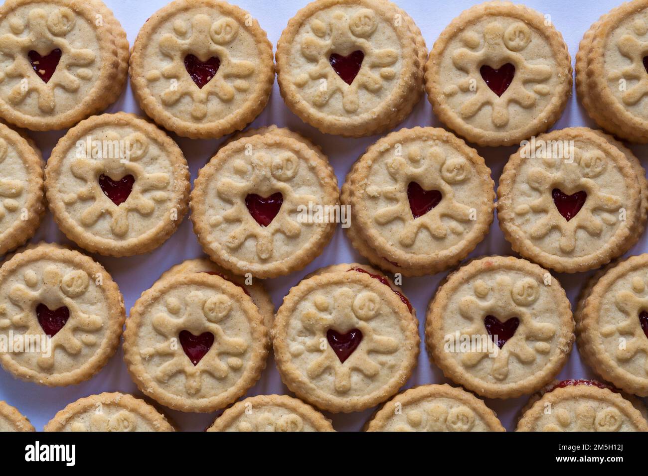 Jammie Dodgers Minis raspberry flavour biscuit biscuit cookies cookie ...